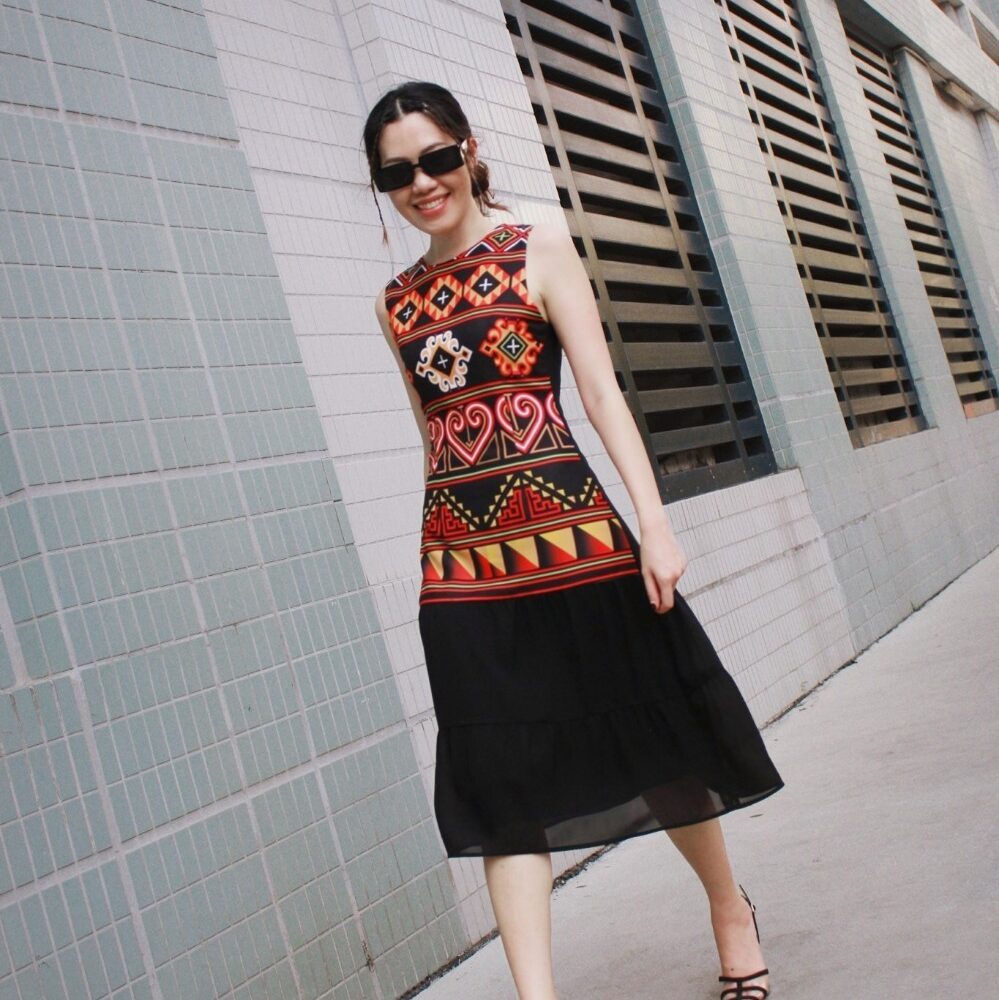 WARIS | Unique fashion | Shop online Hmong clothes design